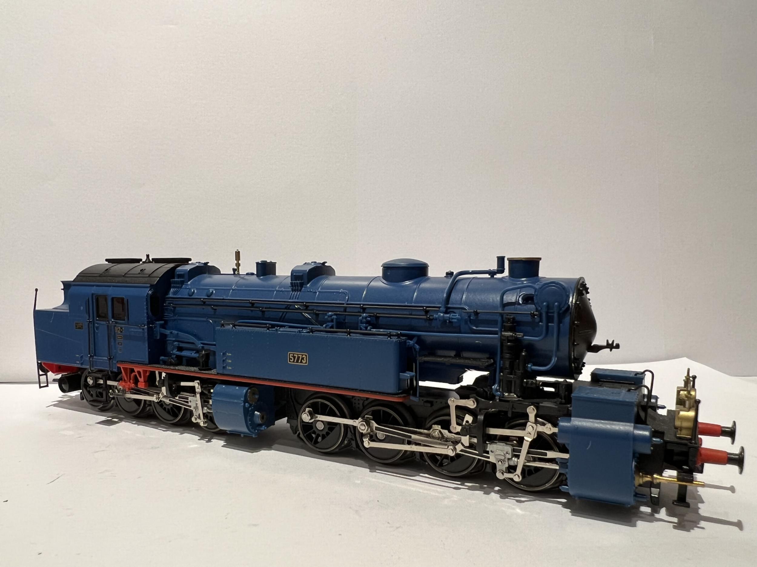 Steam Locomotive Gt 2 4/4 Malett Blue